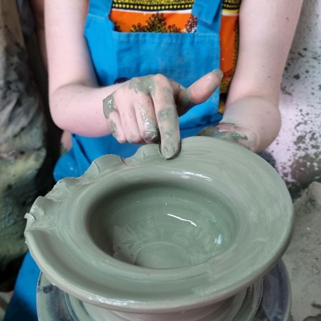 Grottaglie: Shape ceramics at the potter's wheel - A Closer Look at the Ceramic Workshop Experience