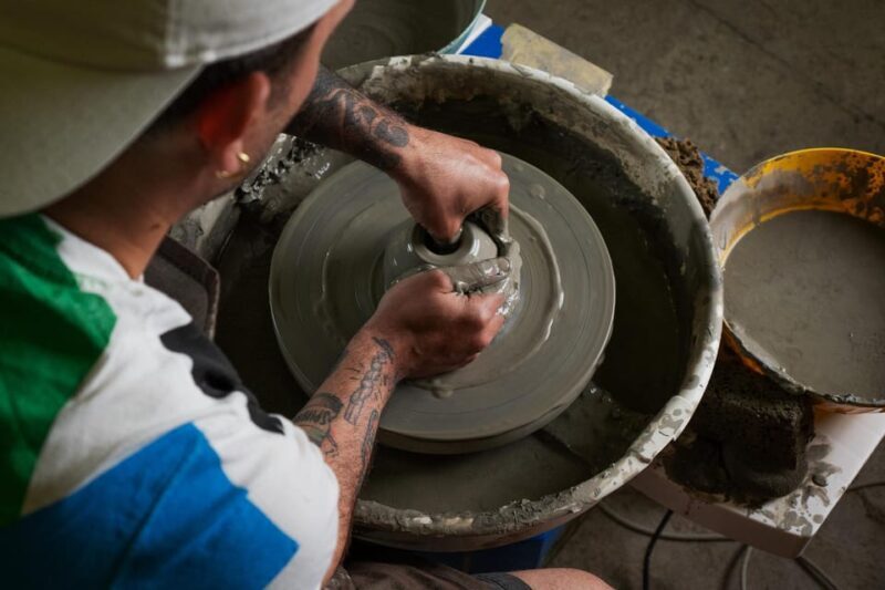Grottaglie: Shaping Clay Dreams with a Ceramist - Who Should Sign Up?