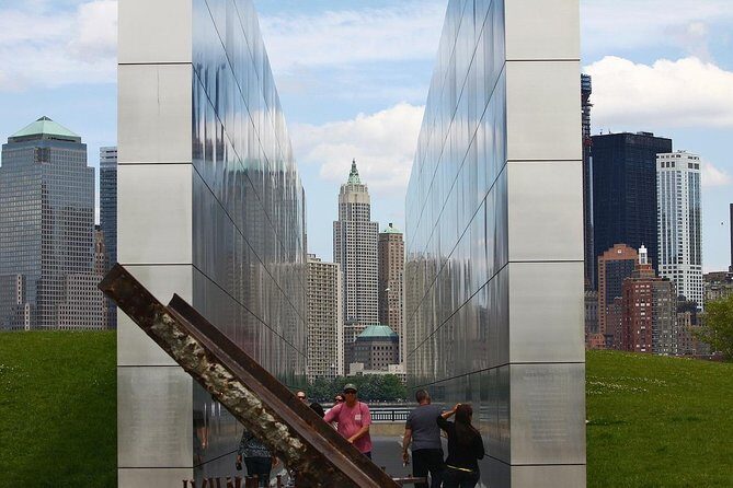 Ground 0 and World Trade Center Tour with 911 Museum Upgrade - Who Should Consider This Tour?
