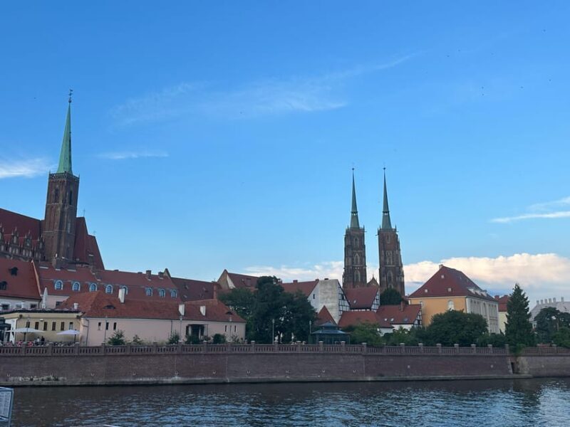 Group city tour (walking tour) through Wroclaw in German - Who Is This Tour Best For?