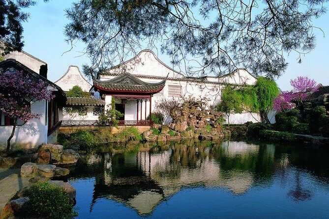Group Day Tour in Suzhou and Zhouzhuang from Shanghai - Exploring the Water Towns of Suzhou and Zhouzhuang: A Detailed Review