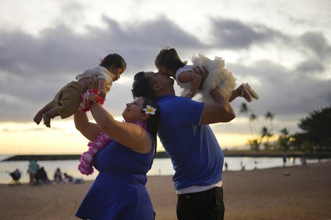 Group Photography Experience at Waikiki Beach - Authentic Reviews and Insights