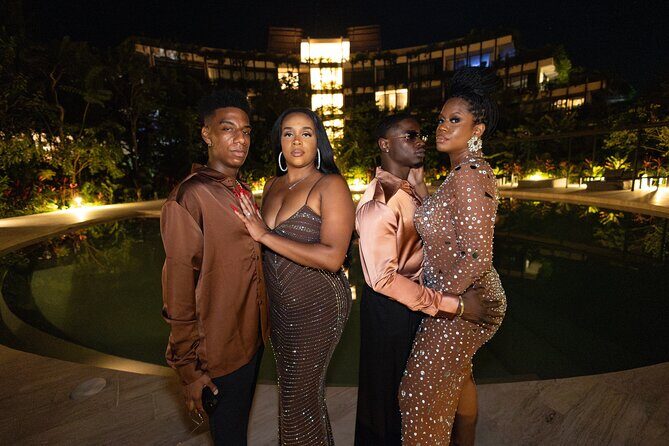 Group Photoshoot at Your Villa or the Beach in Tulum - What to Expect During the Photoshoot