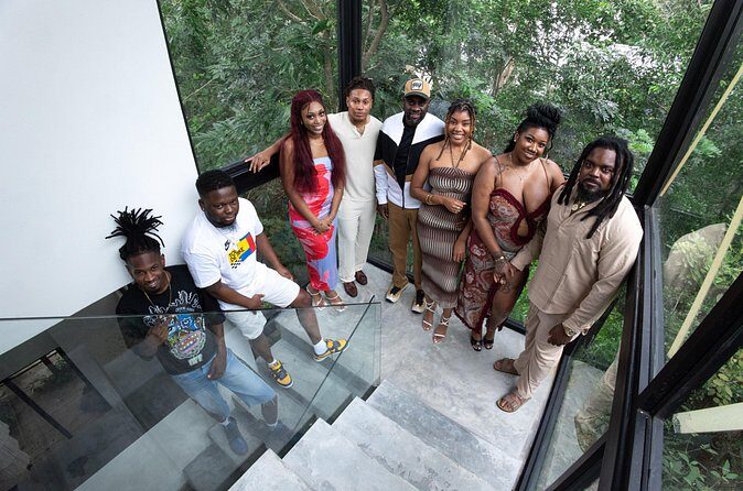 Group Photoshoot at Your Villa or the Beach in Tulum - Practical Considerations