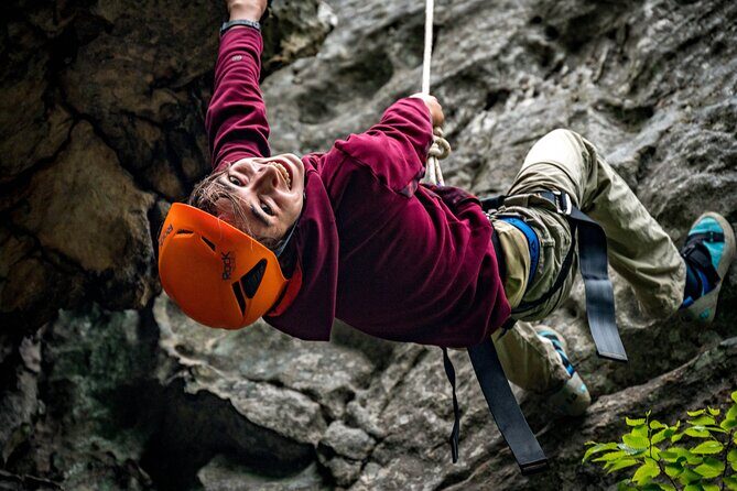 Group Rock Climbing in Interstate Park - Introduction