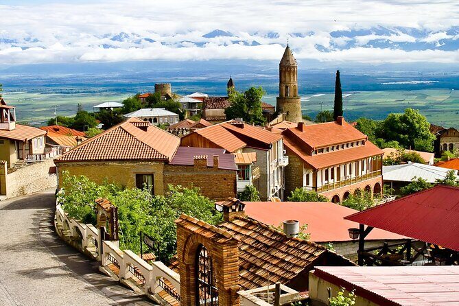 Group Tour from Tbilisi: Sighnaghi, Bodbe & 8 Wine Tastings - Key Points