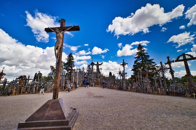 Group Tour: Hill of Crosses, Rundale Palace & Bauska Castle - Introduction: A Well-Rounded Day Trip from Riga