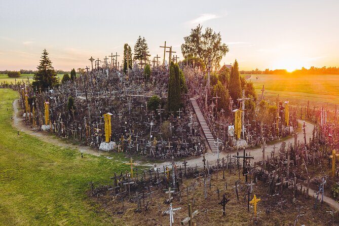 Group Tour: Hill of Crosses, Rundale Palace & Bauska Castle - Detailed Breakdown of the Itinerary
