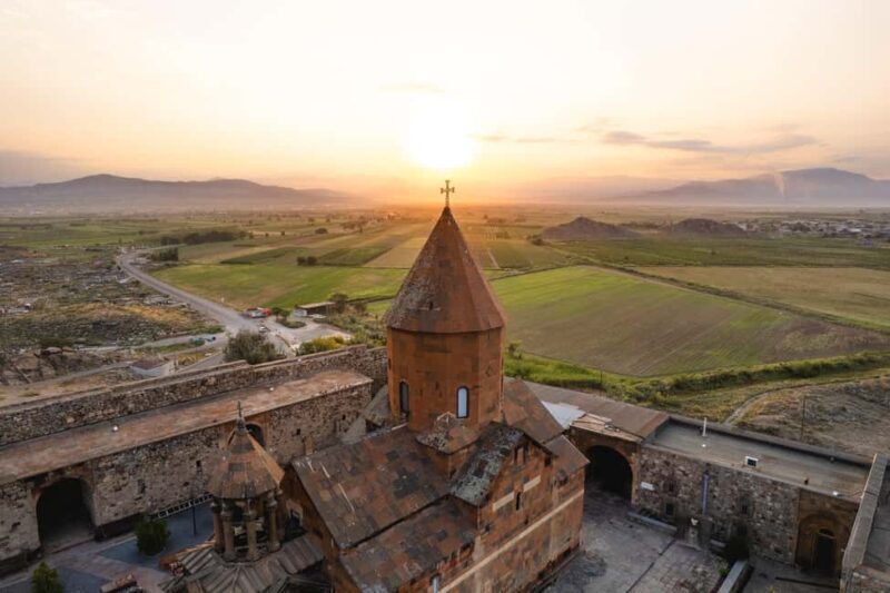 Group tour: Khor Virap, Noravank, Jermuk, Areni wine tasting - Transportation, Group Size, and Overall Experience