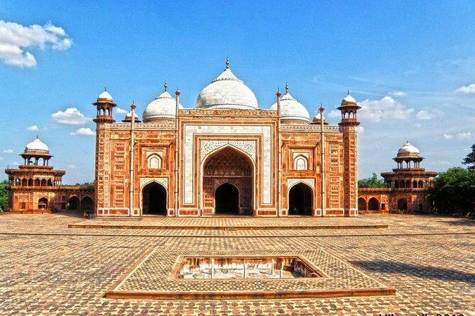 Group Tour: Same Day Trip to Agra Including Taj Mahal and Agra Fort - An Efficient Way to See Agra’s Top Landmarks