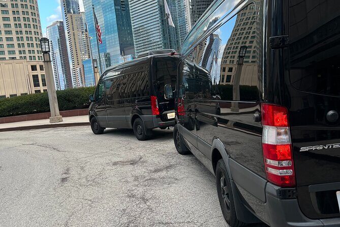 Group Van Transfers from Chicago O'Hare and Midway Airports - A Close Look at the Service