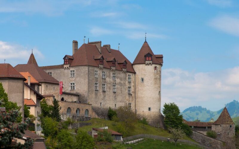 Gruyères, Cheese and Chocolate: Private Guided Tour - Why This Tour Provides Great Value