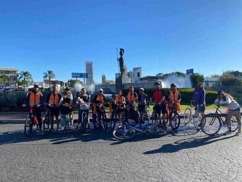 Guadalajara: Bicycle tour of the city visiting places of interest. - FAQ