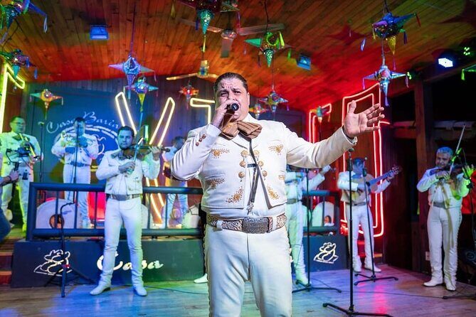 Guadalajara Guided Tlaquepaque Night Tour - Engaging Introduction