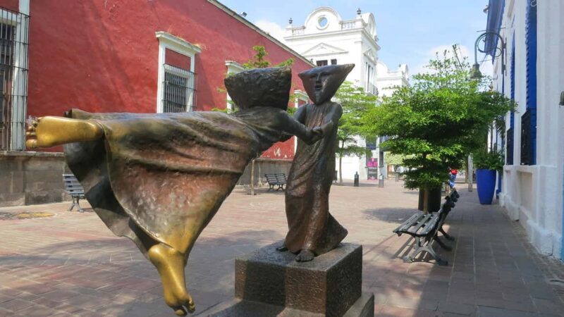 Guadalajara: Tlaquepaque Walking Tour - Authenticity and Local Flavor