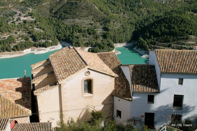 Guadalest Valley and Town Guided Tour - Valuing the Experience: Price, Transportation, and Overall