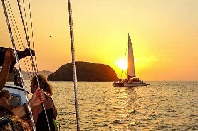 Guanacaste Snorkel and Sunset Cruise - The sunset: a highlight worth counting on
