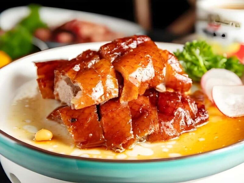 Guangzhou: Cantonese Dinner& Chinese Tea Ceremony with Local - Exploring the Tour in Detail