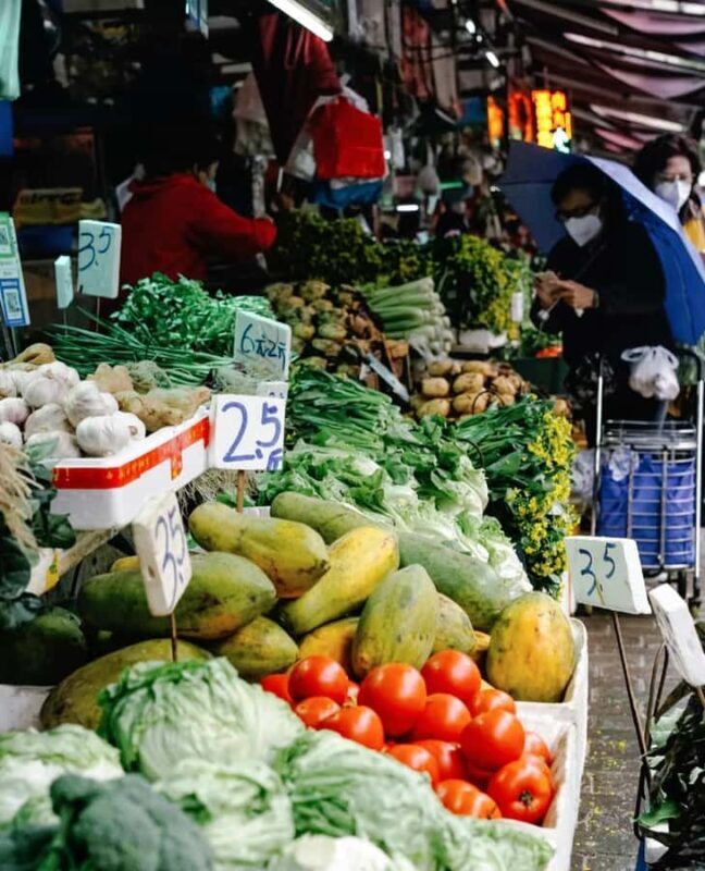 Guangzhou Day Trip: Shawan Town, Baomo Garden & Local Market - The Buzzing Shayuan Market