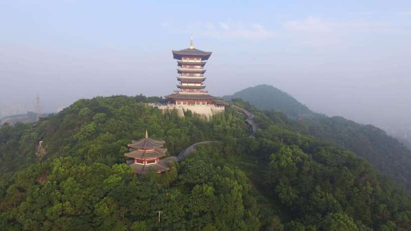 Guangzhou: Full-Day Guided City Tour with Baiyun Mountain - An Overview of the Tour Experience