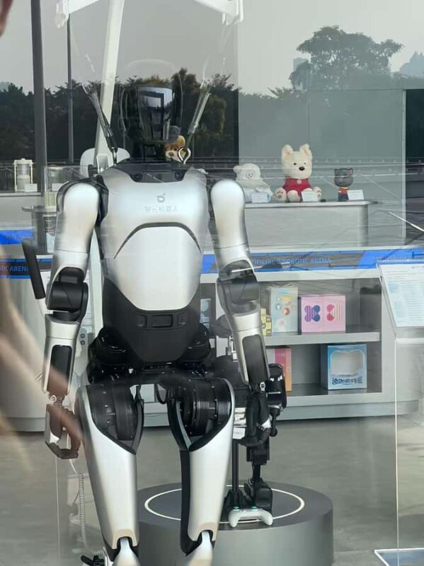 Guangzhou Future Tech Tour: Drone Delivery, Robotaxi & AI - Key Points