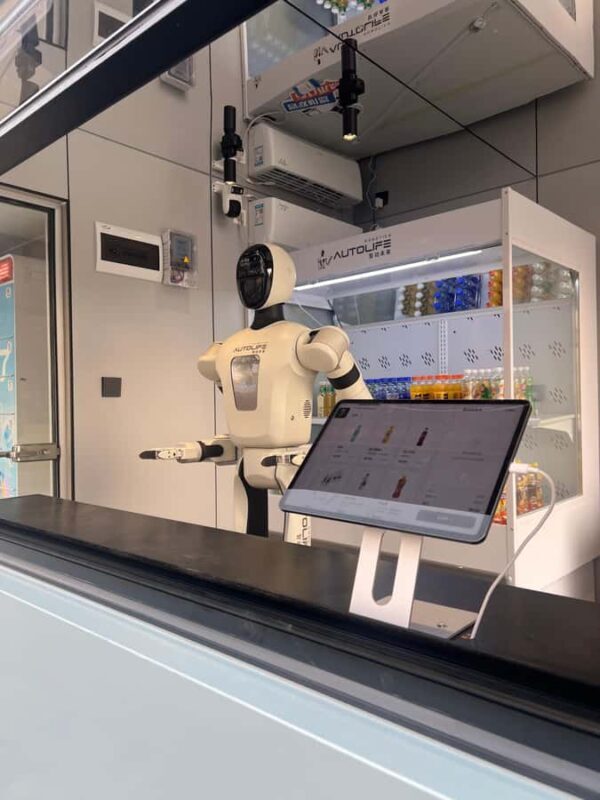 Guangzhou Future Tech Tour: Drone Delivery, Robotaxi & AI - Exploring China’s Tech Hotspot