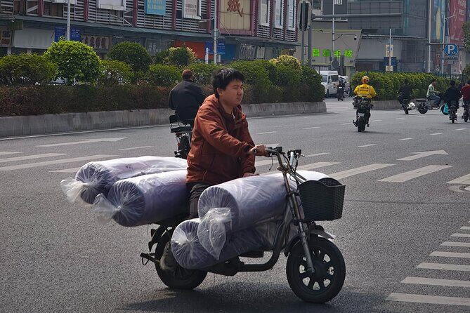 Guangzhou: Textile Hub and Garment Factory Half-day Tour - Authenticity and Authentic Experience