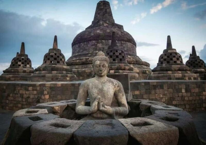 Guarantee Borobudur Temple Structure & Elo Rafting. - Exploring the Highlights of the Tour