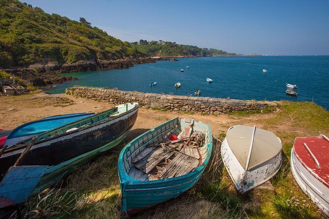 Guernsey Coastal Small Group Tour - An Authentic Coastal Experience in Guernsey