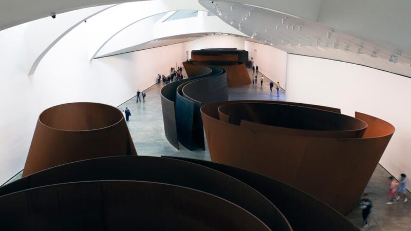 Guggenheim: Art explained by artists - Exploring Bilbao’s Guggenheim: More Than Just a Building