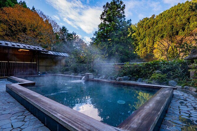 Guide tour of Japanese bathing culture at Kurama onsen - Key Points