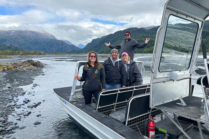 Guided Airboat Tour - The Guides: Knowledgeable and Enthusiastic