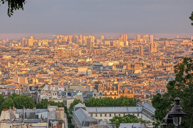 Guided and Private Tour of 3 hours through Paris aboard a Citroën 2cv - Who Will Love This Tour?