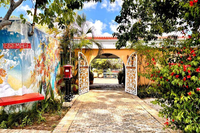 Guided Art Heritage Nature Tour - Exploring the Guided Art Heritage Nature Tour in Curaçao