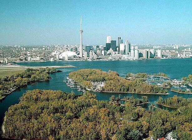 Guided Bicycle Tour - Toronto Waterfront, Island and Distillery - Discover Toronto in a New Way Through a Guided Bicycle Tour