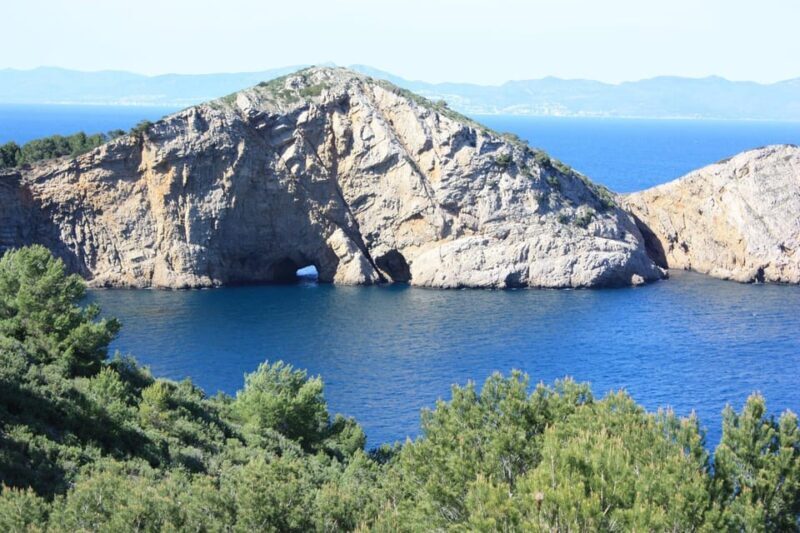 Guided Boat Tour to Medes Islands & Roca Foradada with Swim - Authentic Traveler Feedback