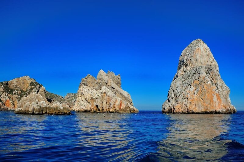Guided Boat Tour to Medes Islands & Roca Foradada with Swim - FAQ