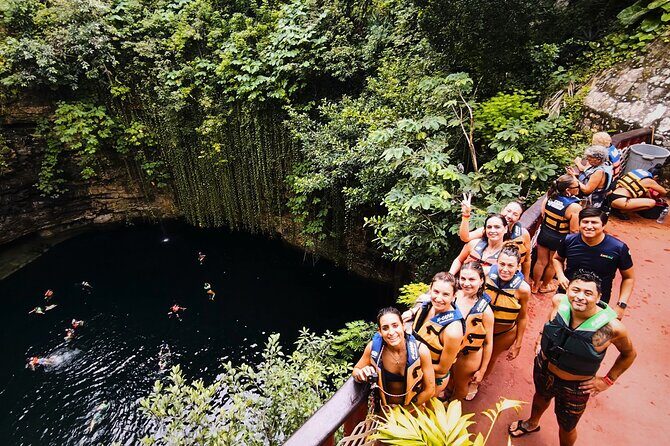 Guided Chichen Itza Group Tour 2 Cenotes and Food of Valladolid - Based on the reviews, who will love this tour?