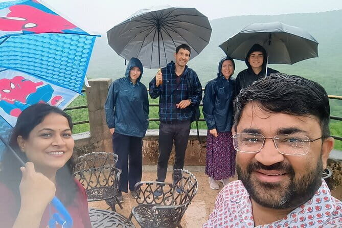 Guided City Tour + Cooking Class & Dinner - Key Points