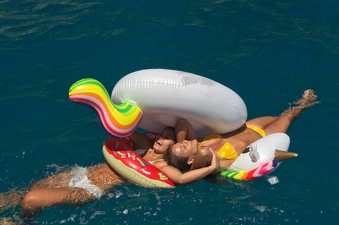 Guided day by boat to the Secrets of the Island of Capri - Authentic Traveler Insights