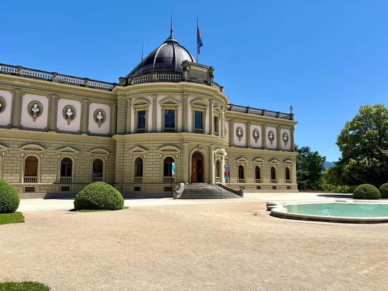 Guided day trip from Geneva with pick-up service - FAQs