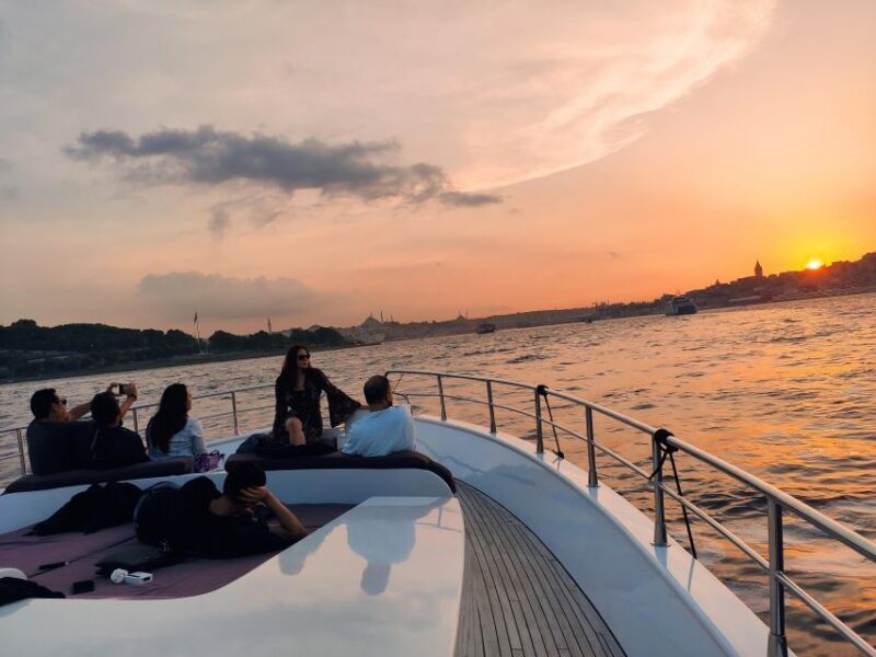 Guided Dolmabahce Palace Tour with Bosphorus Sunset Cruise - The Itinerary in Detail