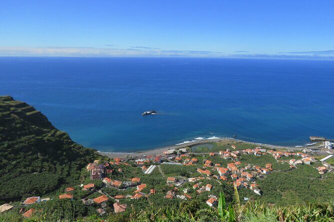 Guided Exploration of Southwest Madeira in a 4x4 - Exploring the Heart of Madeira: Pico Ruivo do Paul da Serra