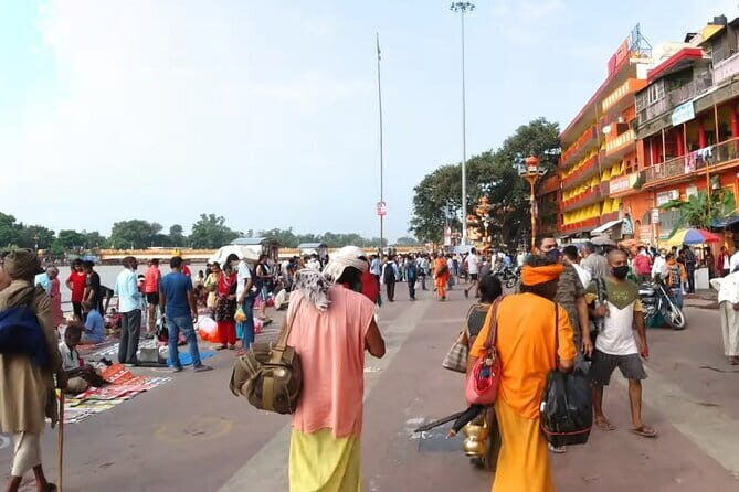 Guided Haridwar Walk with Ghats & Evening Ganga Aarti - An In-Depth Breakdown of the Itinerary