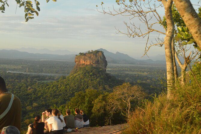 Guided Hike & Picnic with an Amazing View on Pidurangala Rock - Authenticity and Experience: What Travelers Love