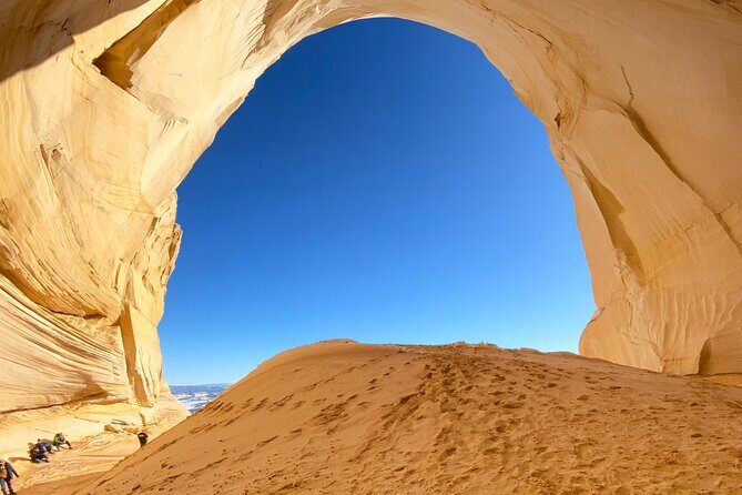 Guided Hike through Great Chamber/Cutler Point (Small Group) - Introduction