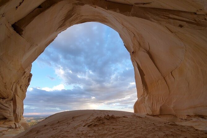 Guided Hike through Peekaboo + Great Chamber Combo (Small Group) - The Sum Up