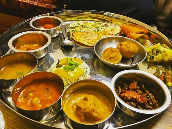 Guided Jaipur City Tour With Optional Family Dinner - Practical Considerations