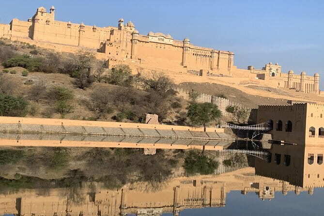 Guided Jaipur City Tour With Optional Family Dinner - Analyzing the Experience’s Value