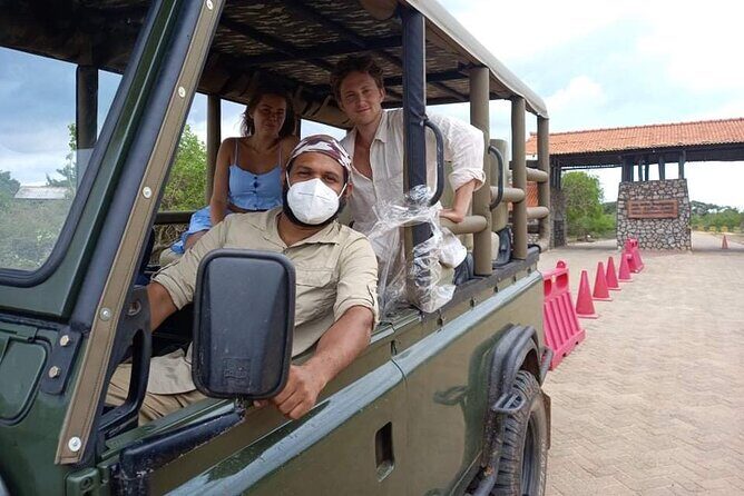Guided Leopard Safari in Yala National Park in a Land Rover Defender - Who Would Benefit Most From This Tour?